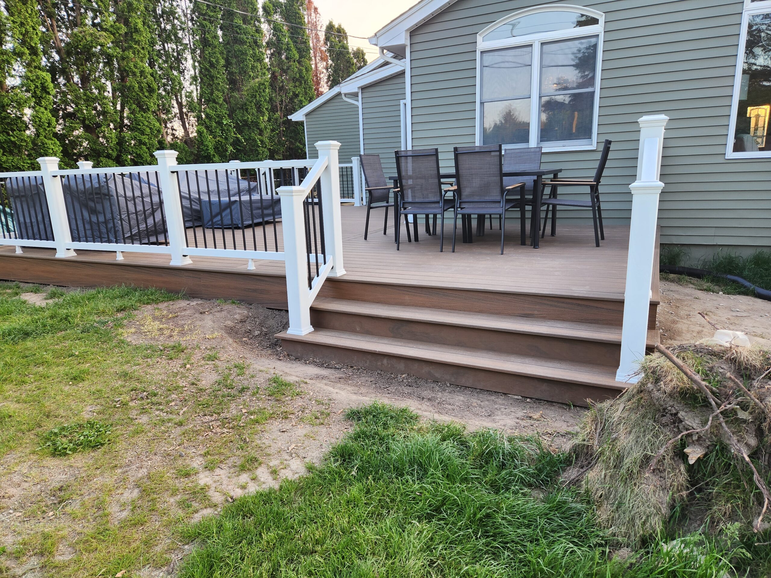 Custom Deck Builders in Oakland County MI - Decked Out